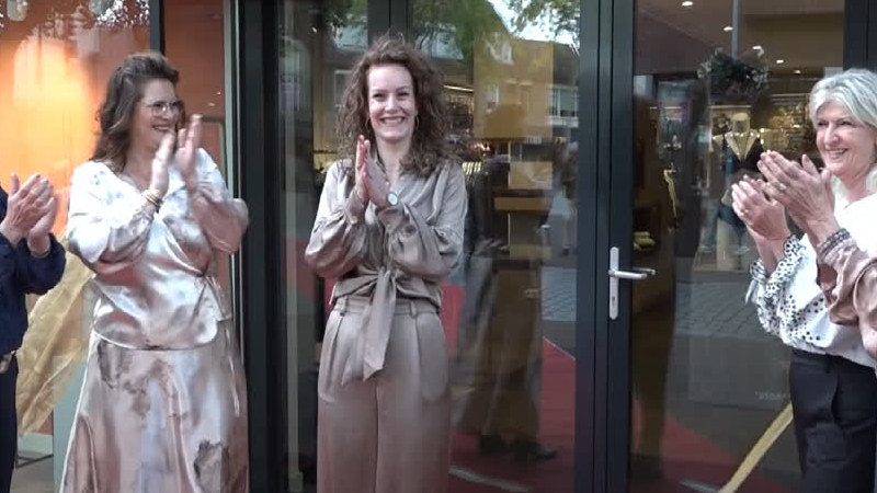 La Viv en Douglas (her)openen in centrum Panningen